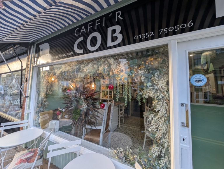 Caffi'r Cob - Cafe in Mold